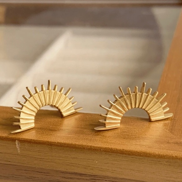 Jewelry | Sun Goddess Half Sun Semicircle Arc Spiky Radiating Sunbeams ...